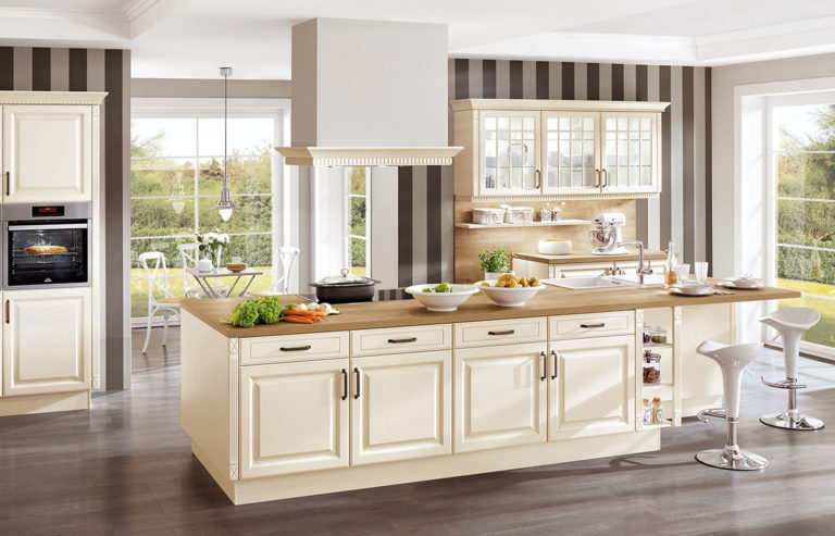 Castello Kitchen - Oxford House